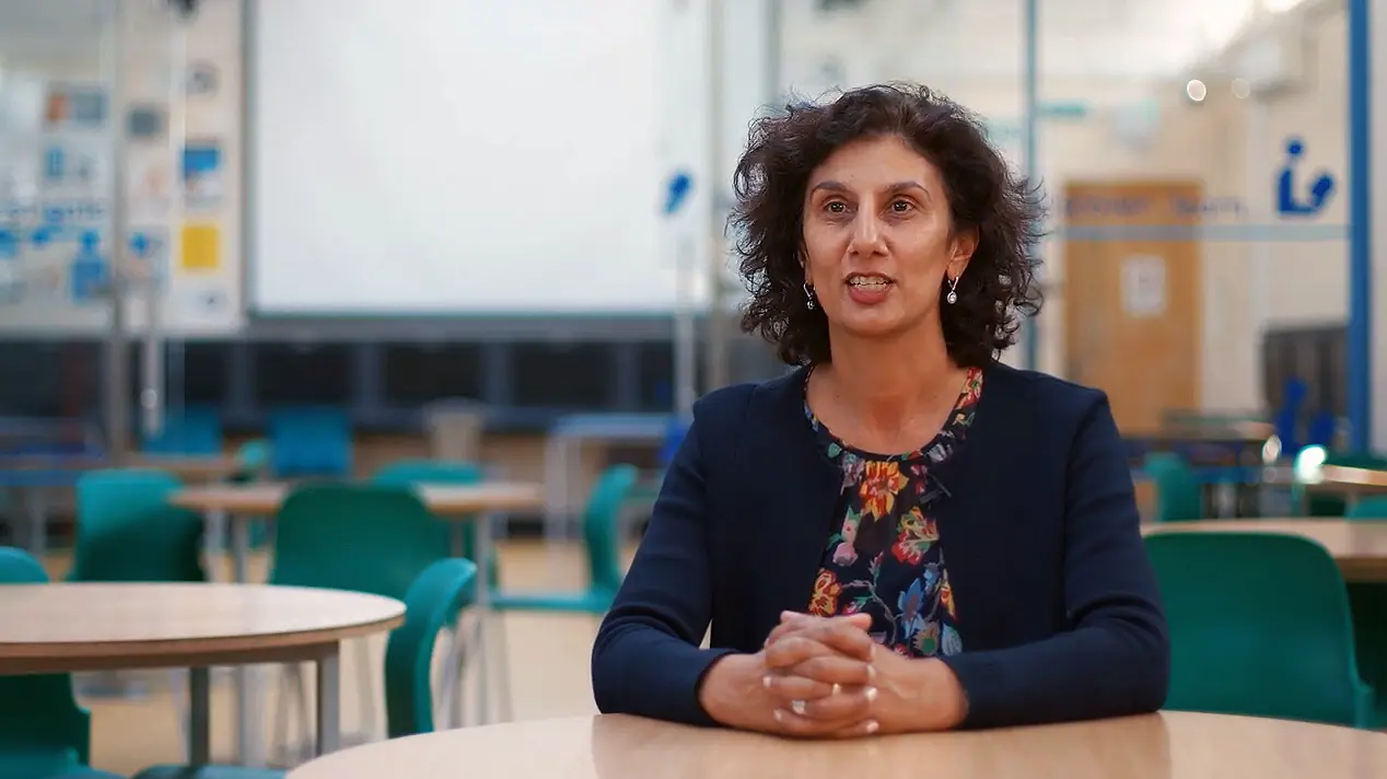 Ernest Bevin Academy | Boys Senior School Tooting | Sixth Form London